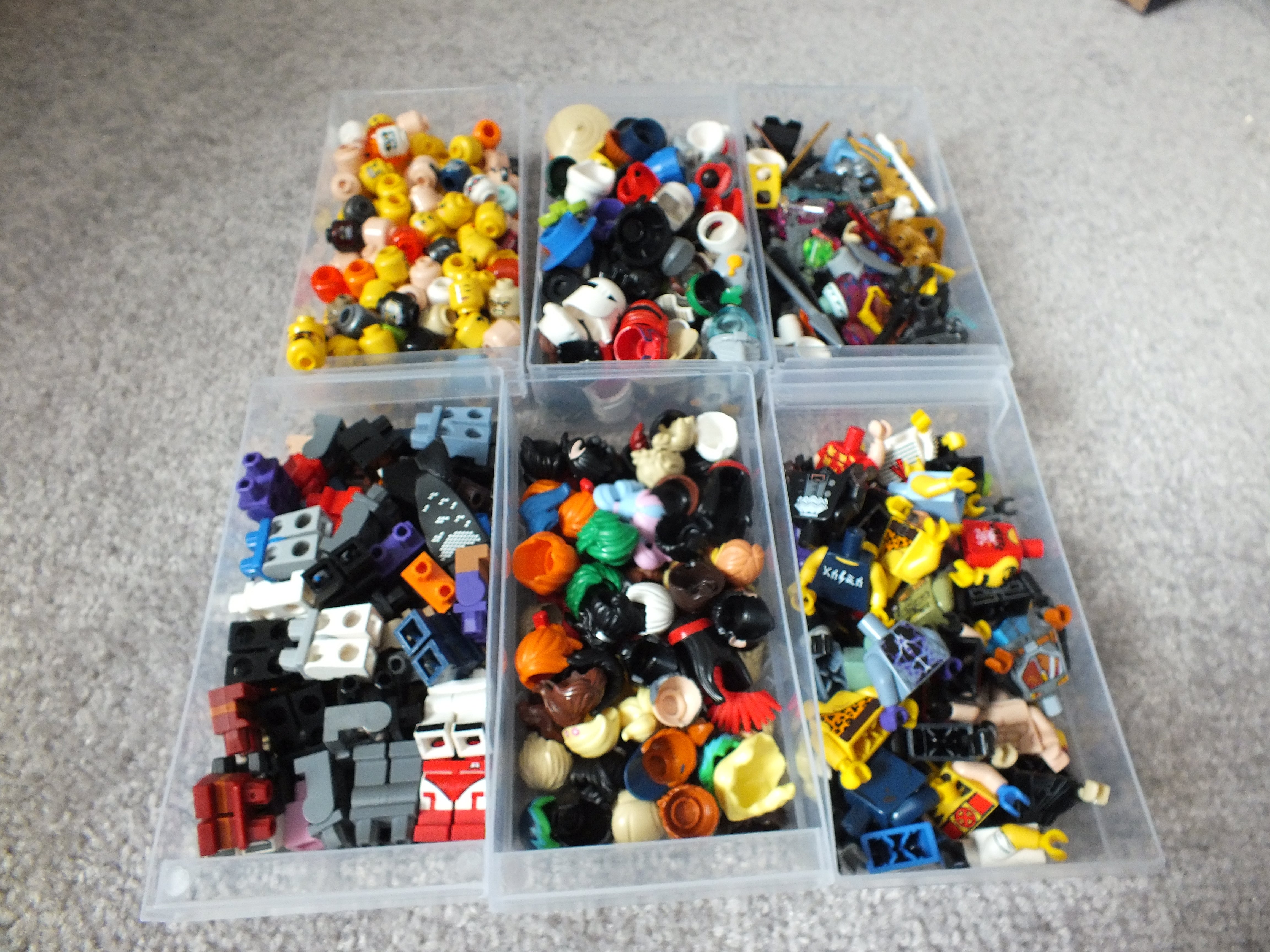 LEGO® Minifigure Parts & Spares